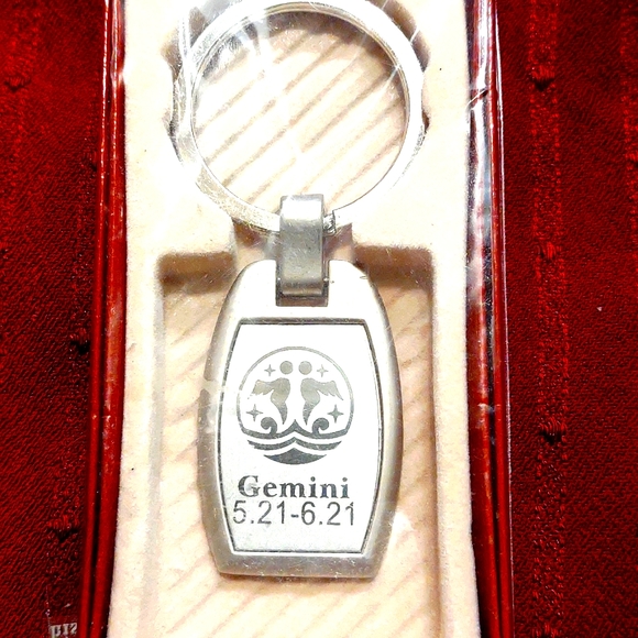 Vintage | Accessories | Nwt Vintage Gemini Silver Keychain | Poshmark